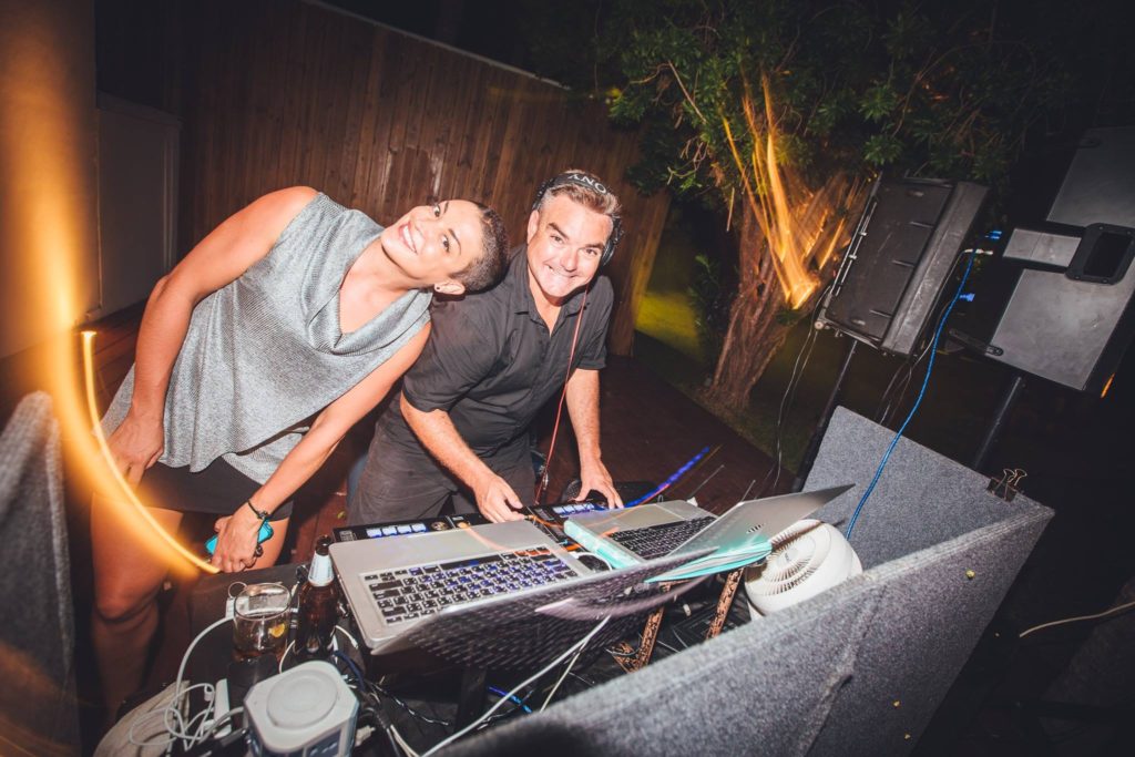 Simon Solo DJ Jessi - Koh Samui Events